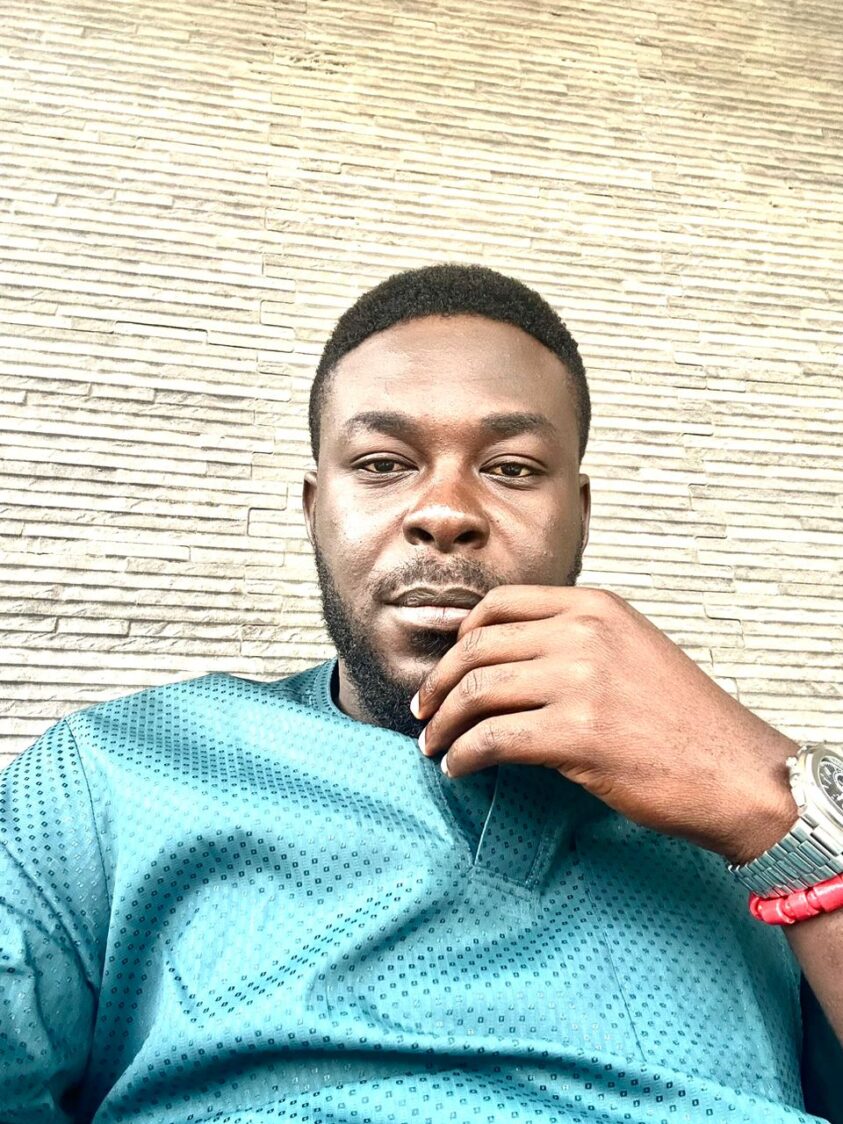 Adefisoye Moshood (OBA) Bags 'Heart Of Gold Award' - Voice Air Media ...